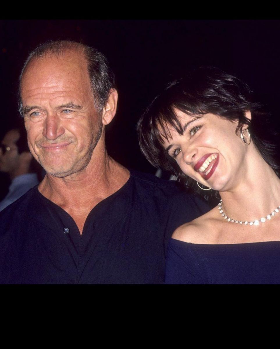 Juliette Lewis Remembers Her Father As Her Hero Juliette Lewis Remembers Her Father As Her Hero