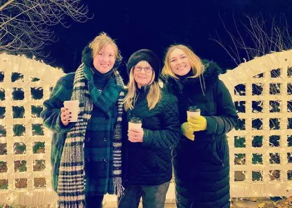 Kristi Lee's Daughters Are Her Priorities In Life